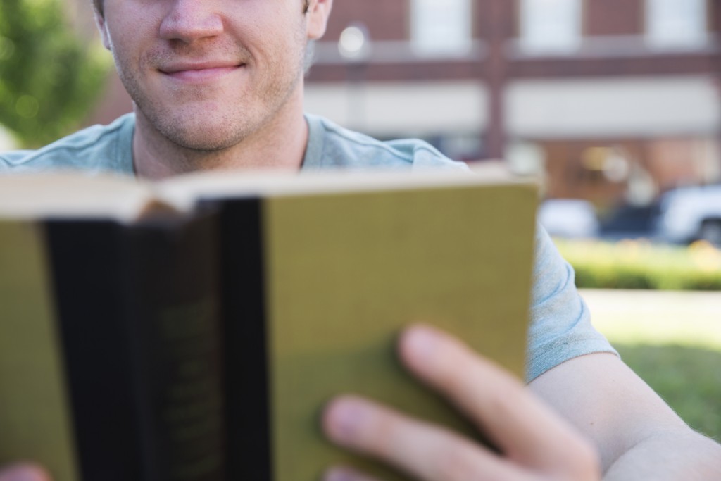 How to Be a Church Leader Who is a Better, Faster Reader - PastorMentor